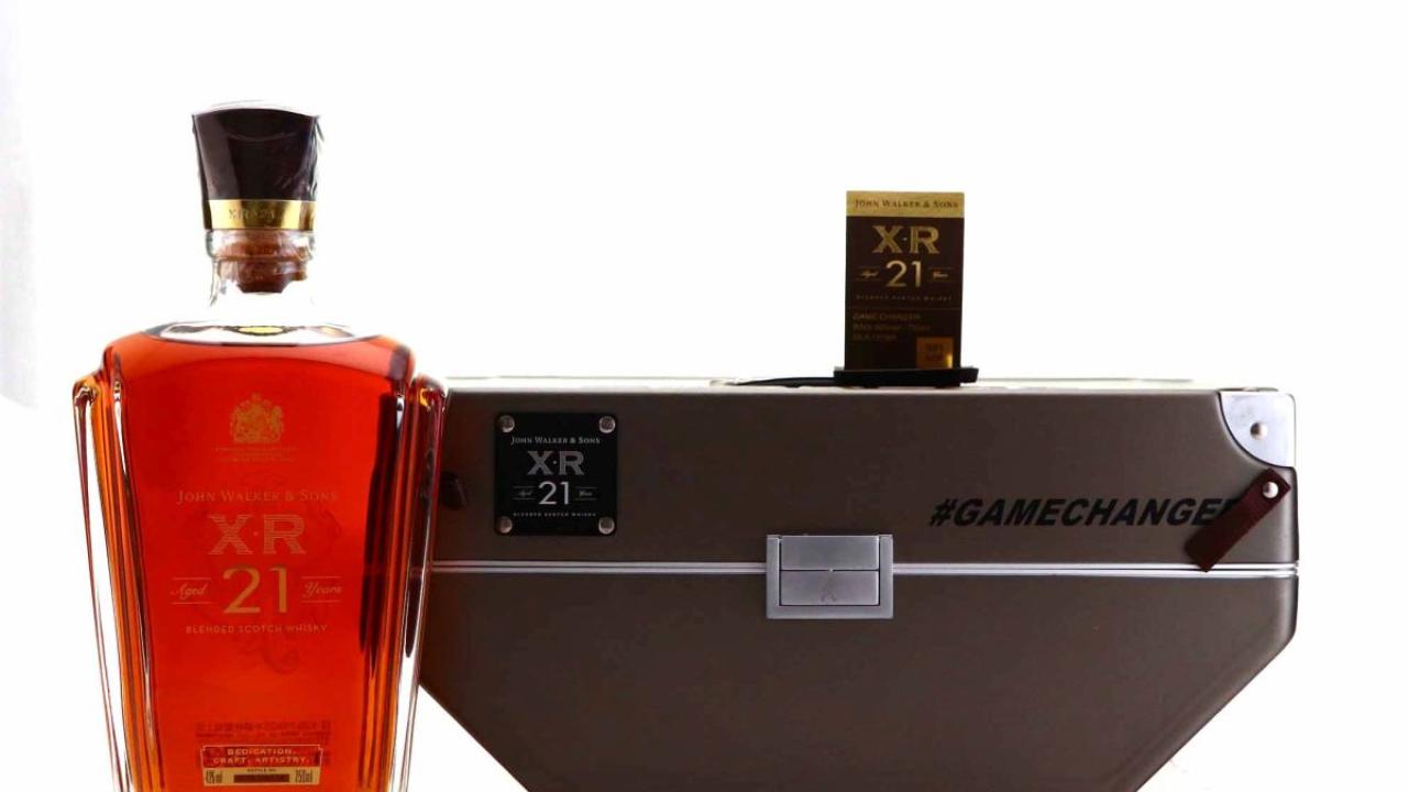 Johnnie Walker XR 21 Year Old 75cl / Starlux - Game Changer Whisky | Whisky Auctioneer