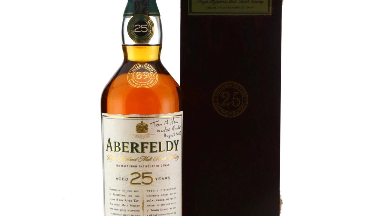 Aberfeldy 25 Year Old Limited Release / Signed by Tim Aitken Whisky ...