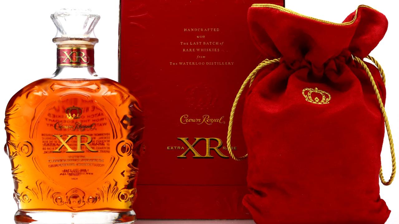 Crown Royal XR Extra Rare / Waterloo Whisky | Whisky Auctioneer
