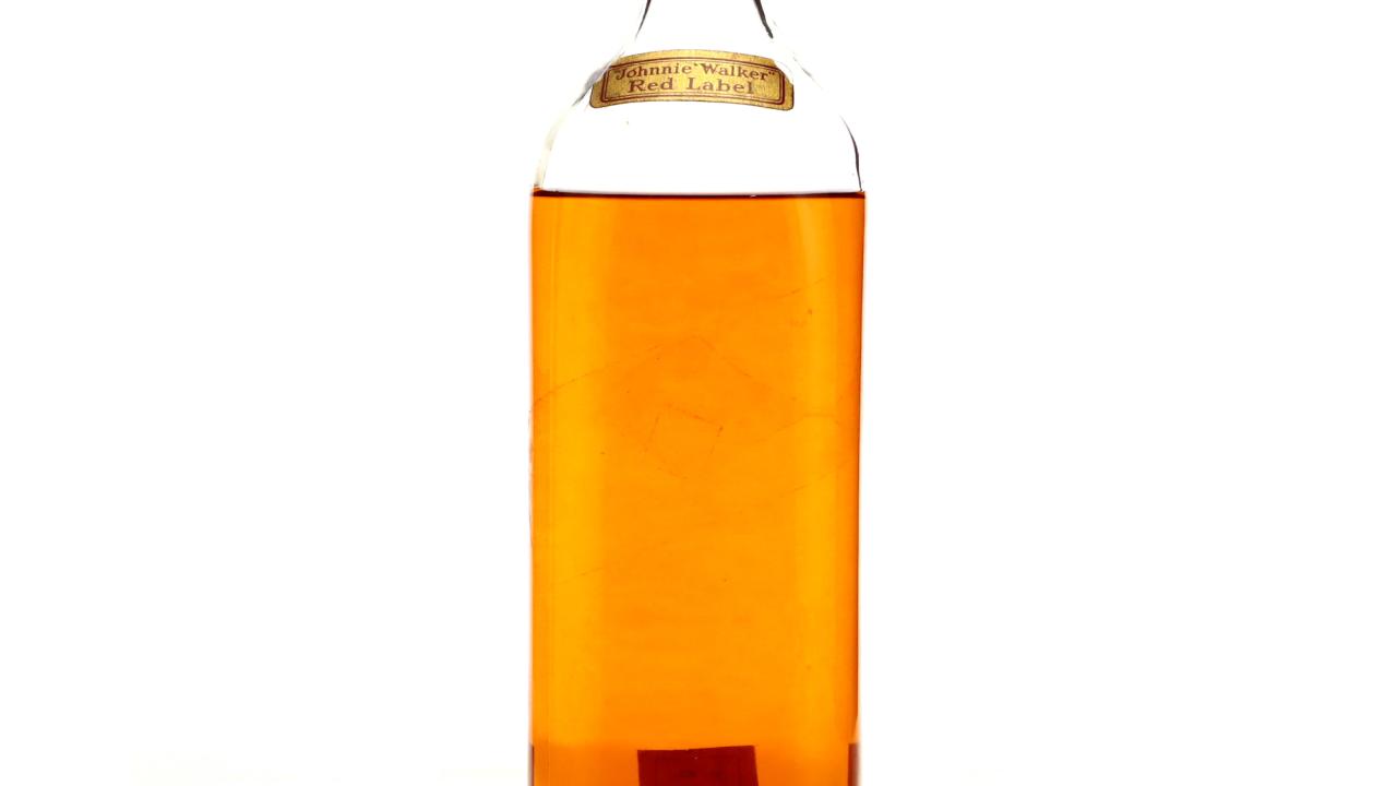 Johnnie Walker Red Label Special Old Scotch Whisky 1940s Whisky ...