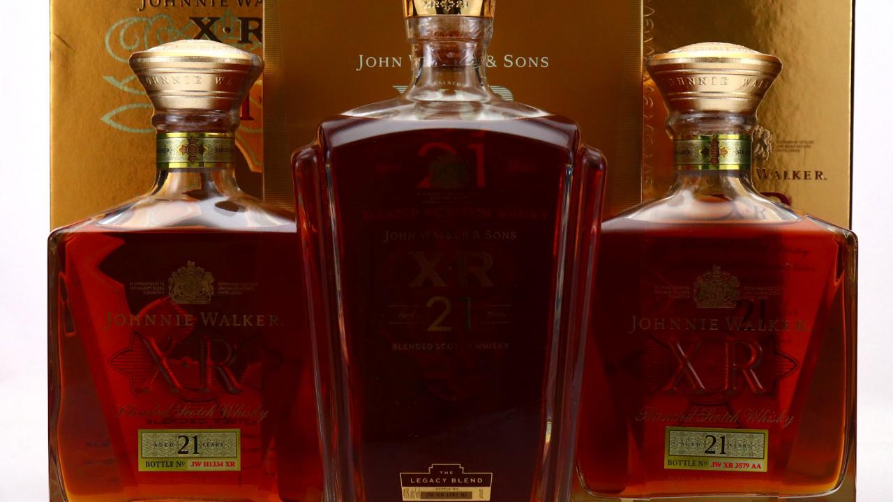 Johnnie Walker XR 21 Year Old x 3 Whisky | Whisky Auctioneer