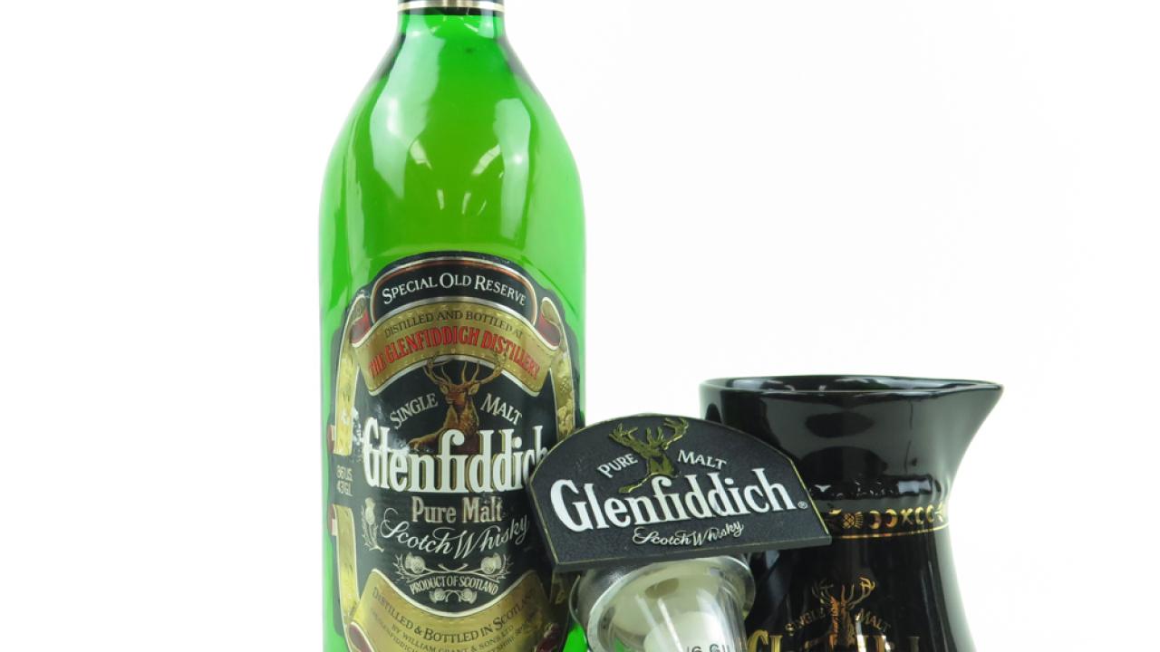 Glenfiddich Pure Malt - Including Water Jug and Gill Optic Whisky ...