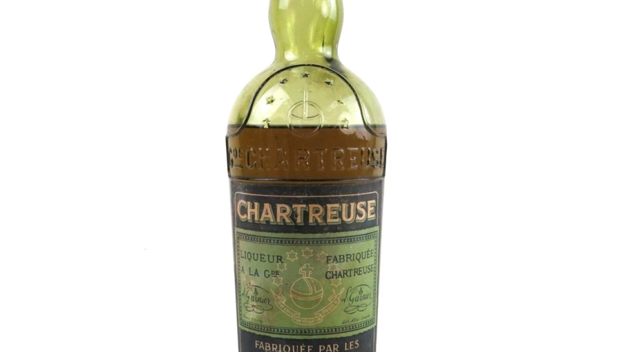 Chartreuse de Tarragona Green Label 1950s Whisky | Whisky Auctioneer