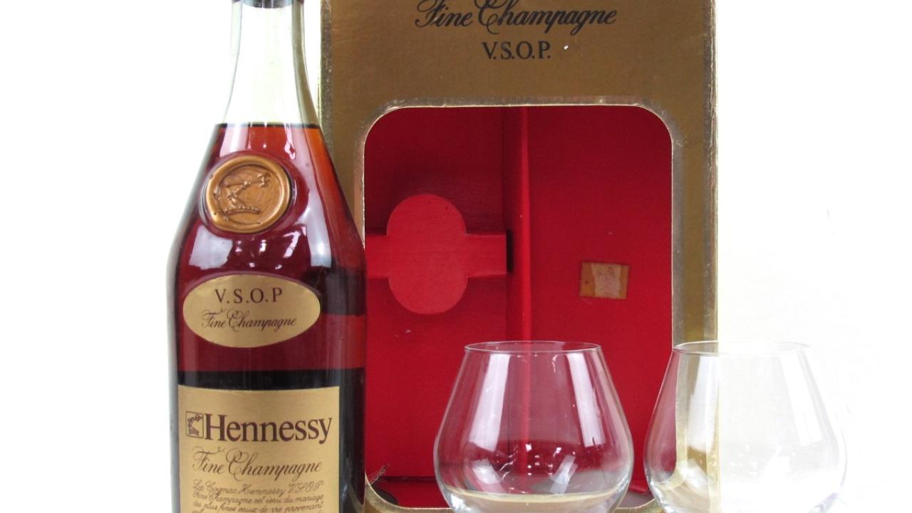 Hennessy V.S.O.P Cognac Gift Set / Including 2 Glasses Whisky | Whisky ...