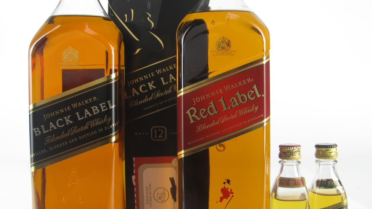 Johnnie Walker Red Label & Black Label 2 x 1 Litre / Includes ...