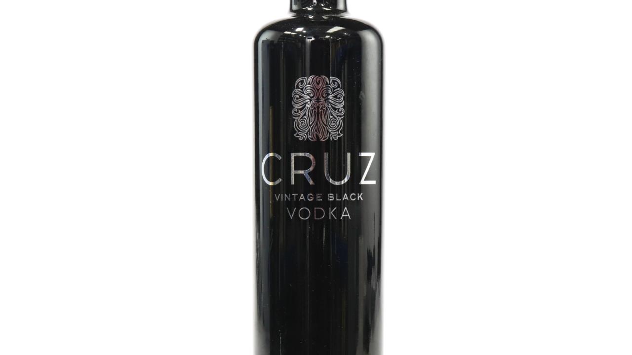 Cruz Vintage Black Vodka Whisky | Whisky Auctioneer