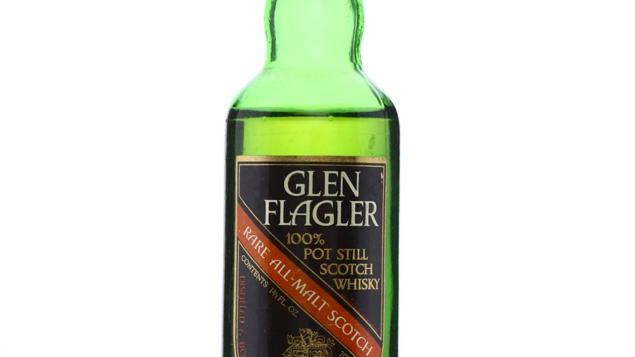 Glen Flagler Rare All Malt Miniature 1970s Whisky | Whisky Auctioneer