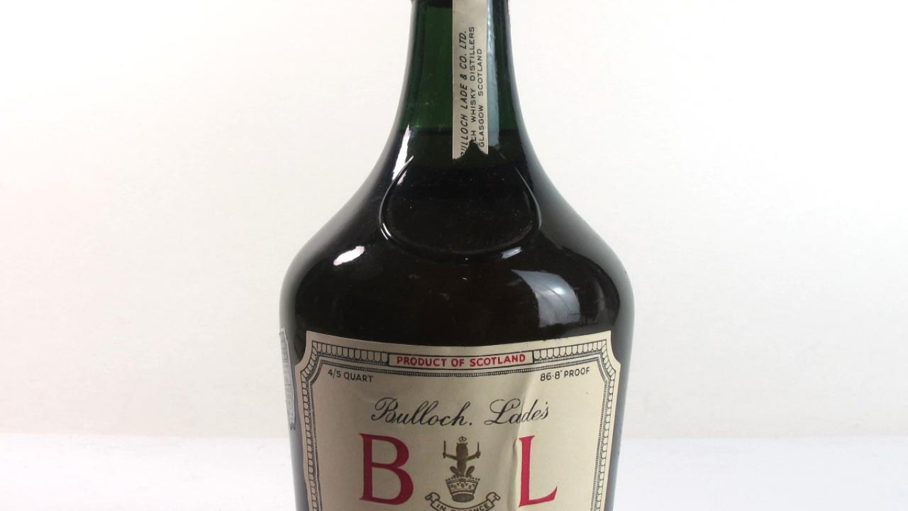 Bulloch Lade's Blended Whisky Circa 1960s Whisky | Whisky Auctioneer