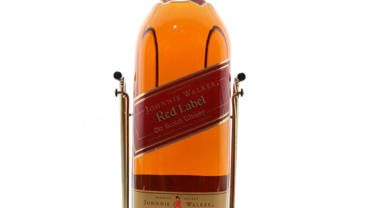 Johnnie Walker Red Label 4.5 Litre / with Cradle Whisky | Whisky Auctioneer