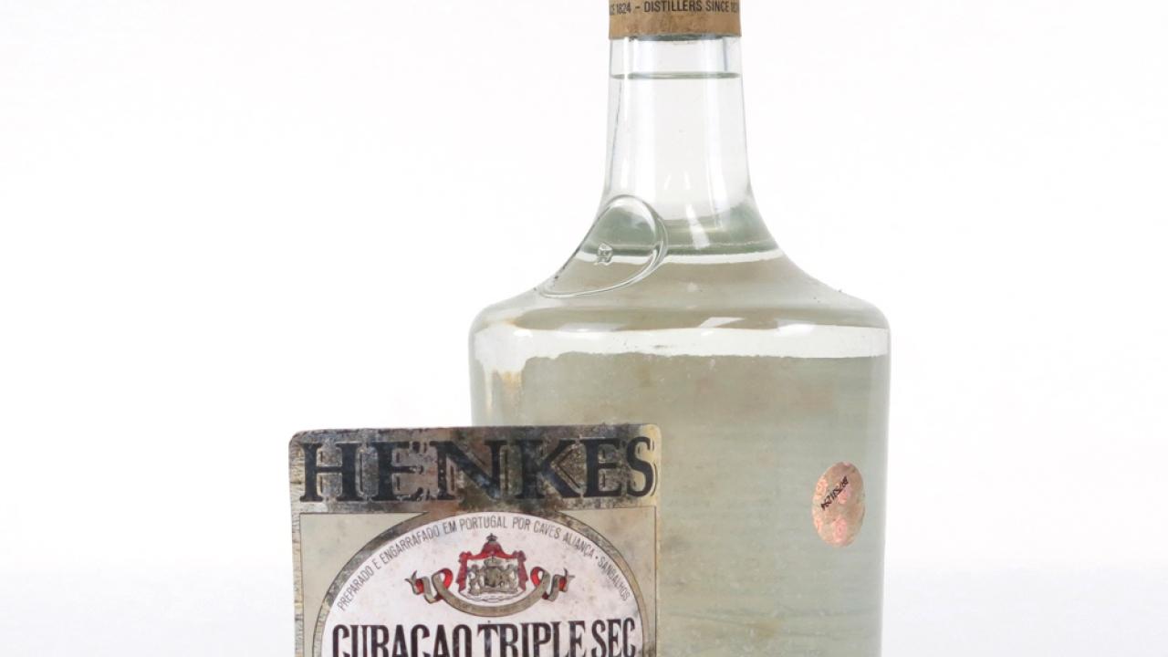 Henkes Curaco Triple Sec Liqueur 1970s Whisky | Whisky Auctioneer